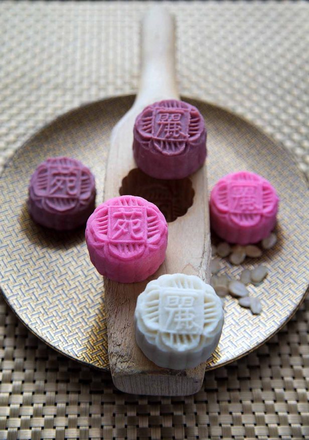 Champagne and Wine Flavoured Mooncakes @ Shanghai JW Marriott KL and Li ...