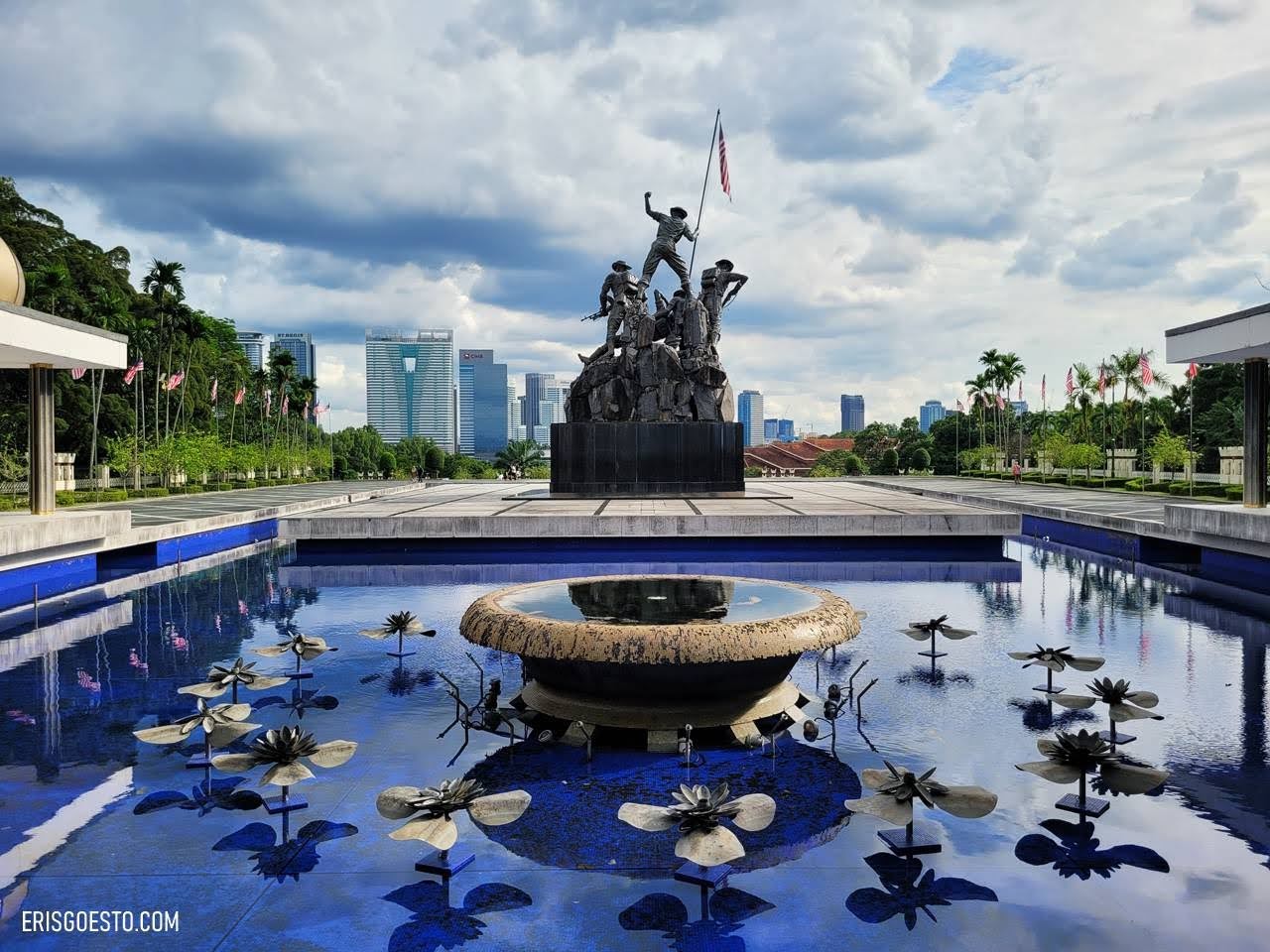 Visiting Tugu Negara, The National Monument of Malaysia – Eris Goes To